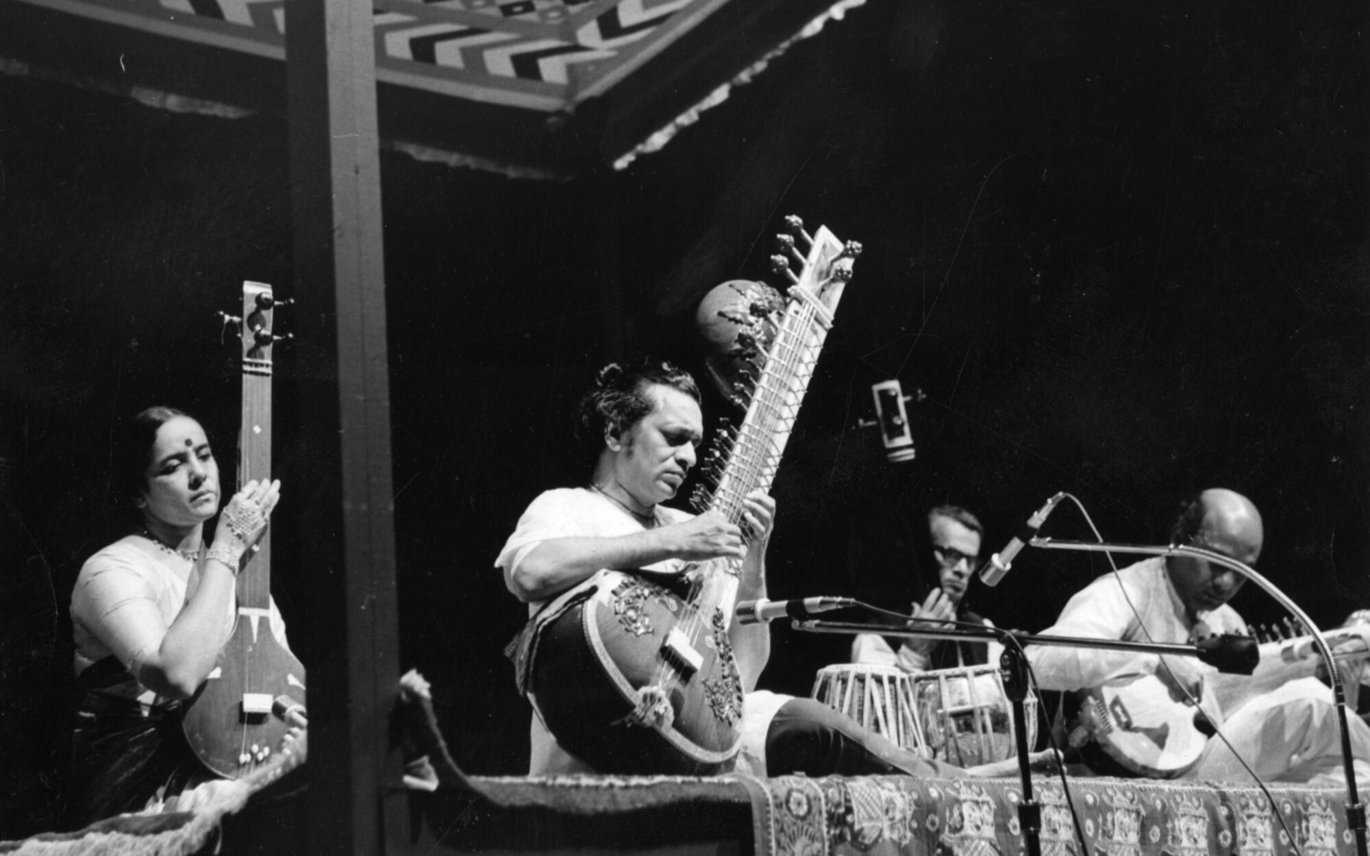 BSO | History of the Tanglewood Popular Artists Series